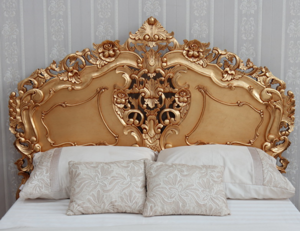 French Rococo Bed (Gold Leaf)